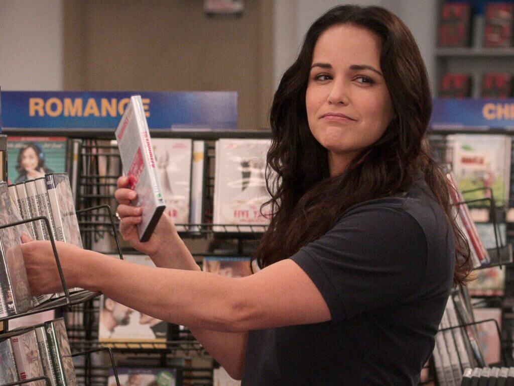 Veja trailer de Blockbuster, comédia da Netflix sobre a locadora nostálgica